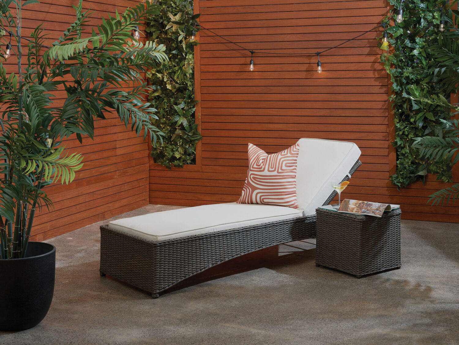 Outdoor Sunloungers | Danske Møbler Furniture